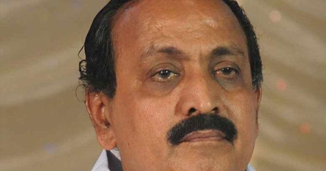 കയ്യാങ്കളിക്കൊടുവില്‍ എം.പിയുടെ ഇറങ്ങിപ്പോക്ക്- എലത്തൂരിനെ ചൊല്ലി യു.ഡി ...