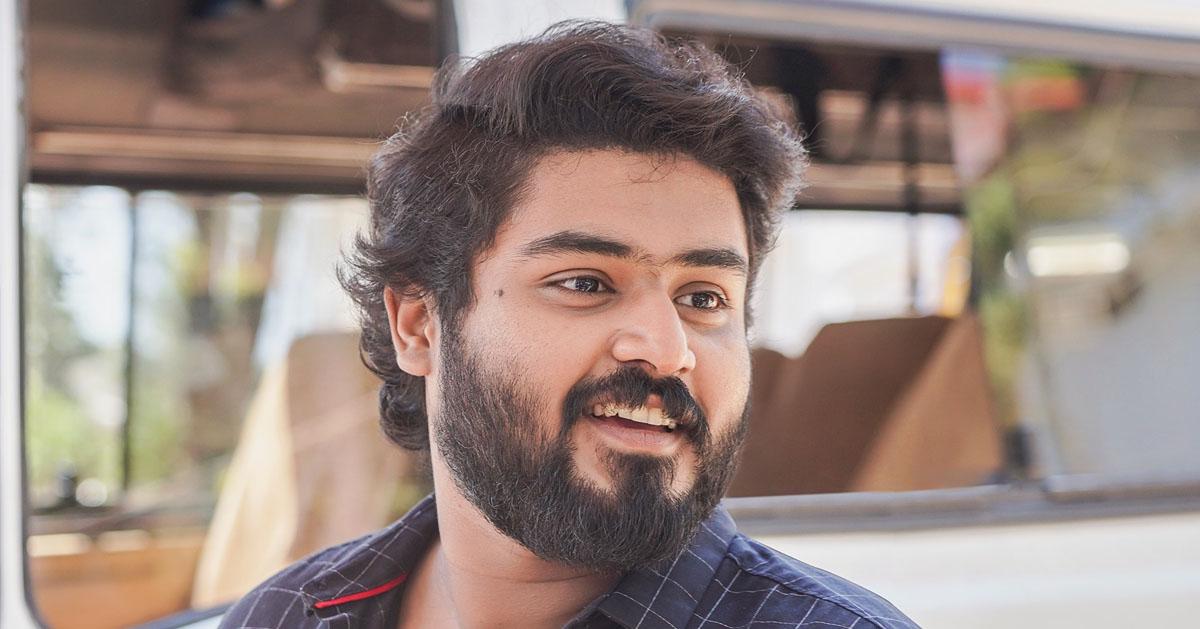 ഞാന്‍ കേന്ദ്രത്തെ വിമര്‍ശിക്കുന്ന സിനിമയില്‍ അഭിനയിക്കുമെന്ന് ആരും ...